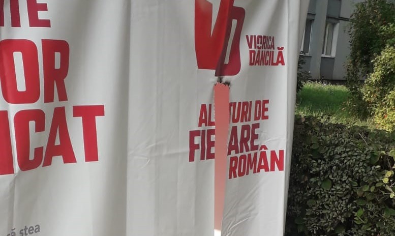 PSD reclamă vandalizarea unui cort de campanie din Brașov, care a fost ...