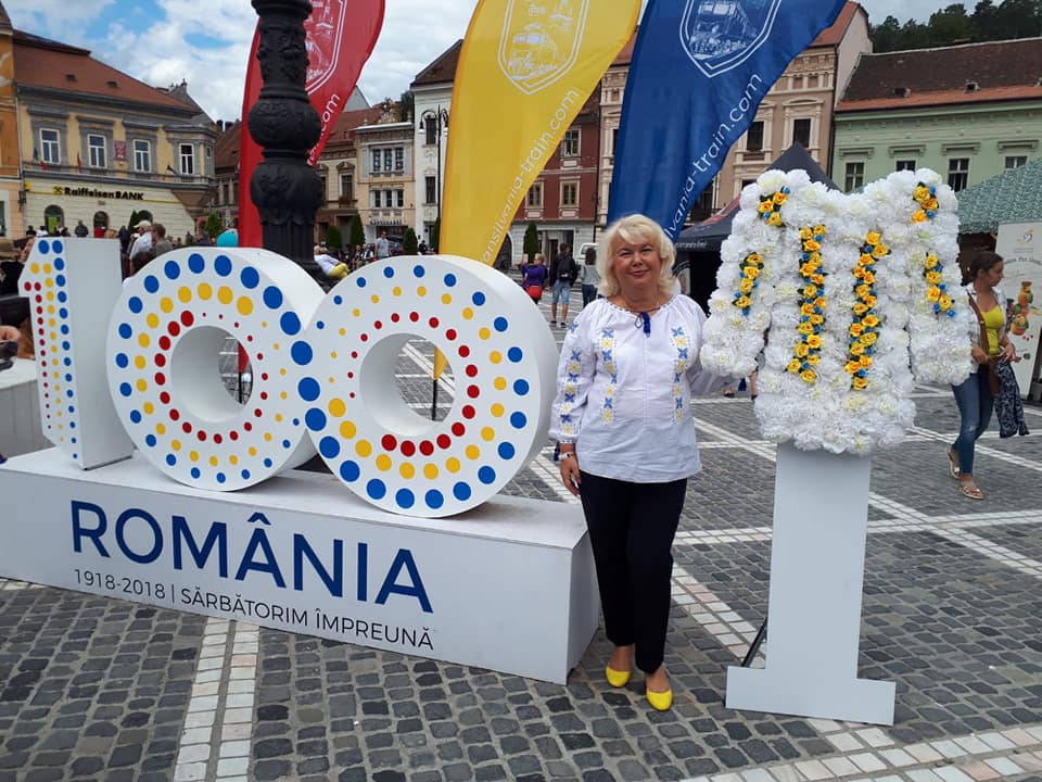 Familia liberală Nicolescu s-a reunit în guvern. Mama a fost numită ...