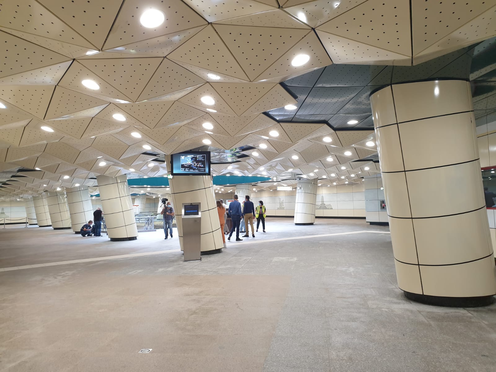 Staţia de metrou „Eroilor 2” va fi redenumită „Opera Română” până la ...