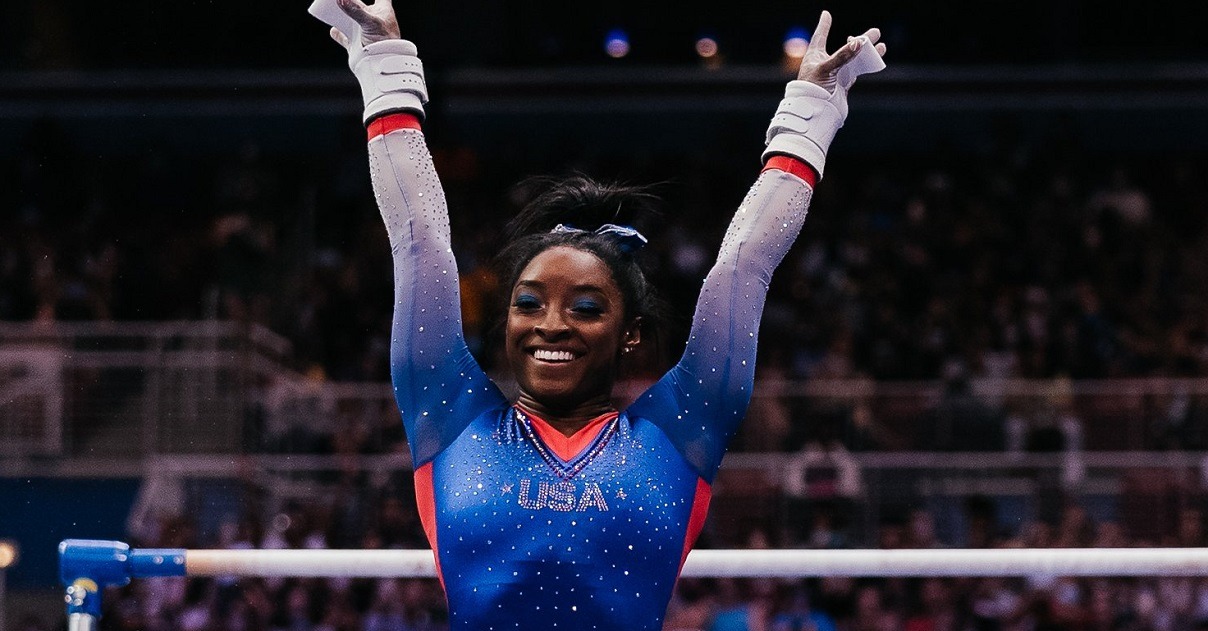 Record: Gimnasta Simone Biles a câştigat al nouălea titlu la individual ...
