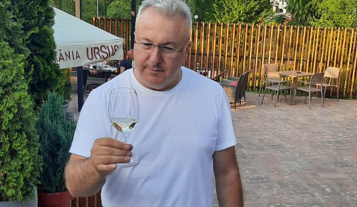 Oficial: Un om de afaceri și doi consilieri locali PMP din București ...