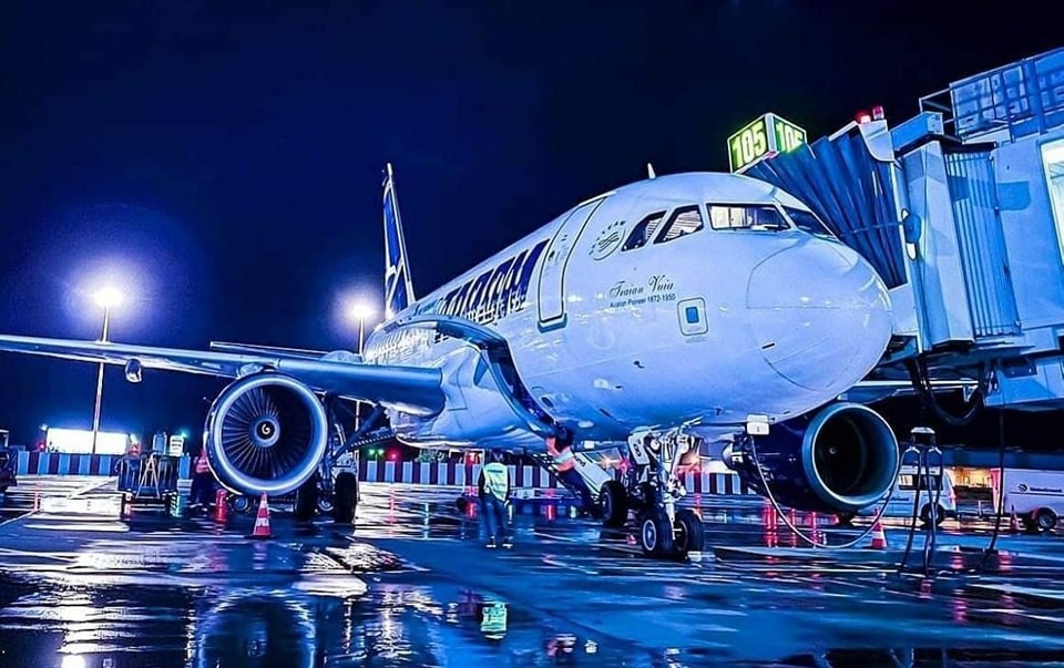 Grindeanu: TAROM trimite mâine alte două curse speciale pentru ...