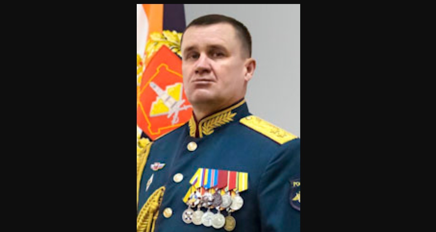 Generalul care a condus asediului asupra Mariupolului și strategul ...