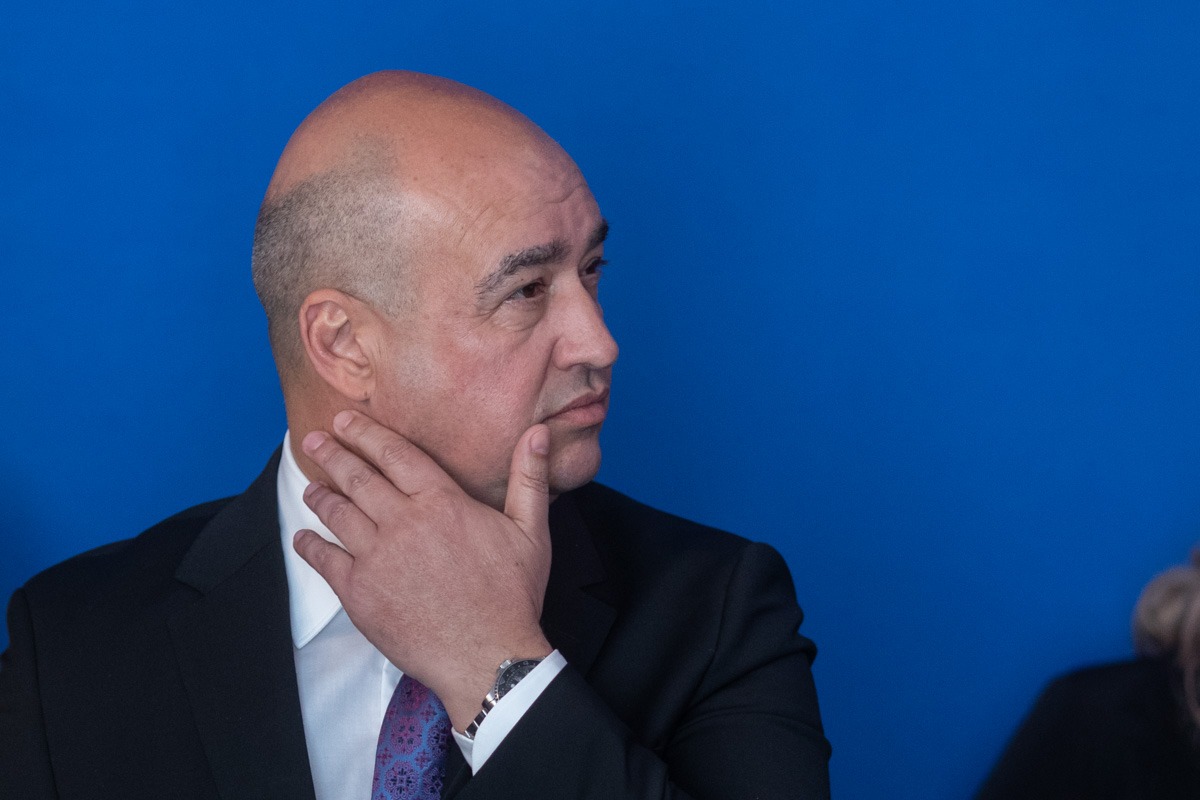Mihai Barbu, plasat sub control judiciar și cu interdicție de-a mai ...