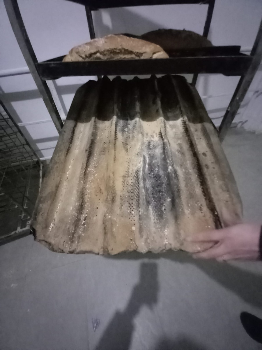 Opt localuri din Petroșani, închise temporar de Protecția ...