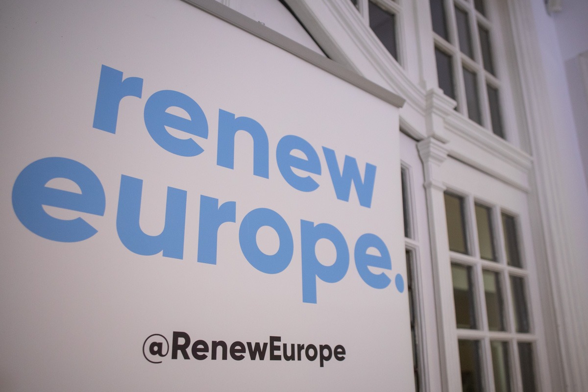 Grupul Renew Europe susține candidatul pro-european la președinția României