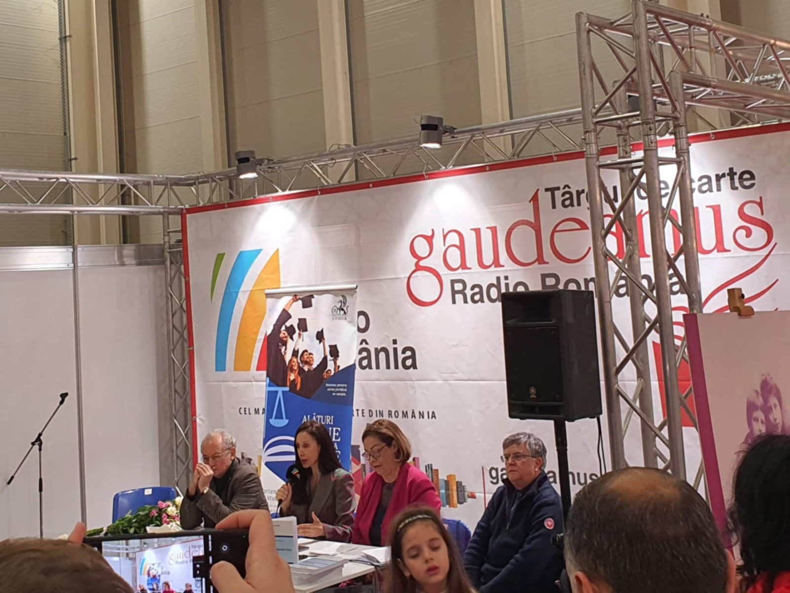 ”Eveniment suprarealist” la Gaudeamus: Mircea Dumitru, vicepreședinte ...