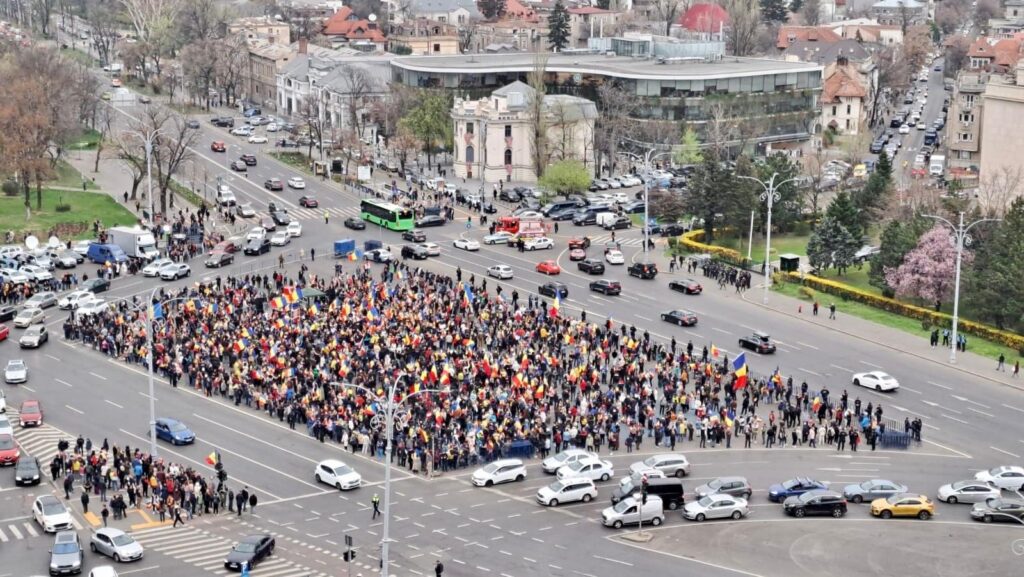 Circa 3.000 de persoane au participat la manifestația de ziua lui Călin ...