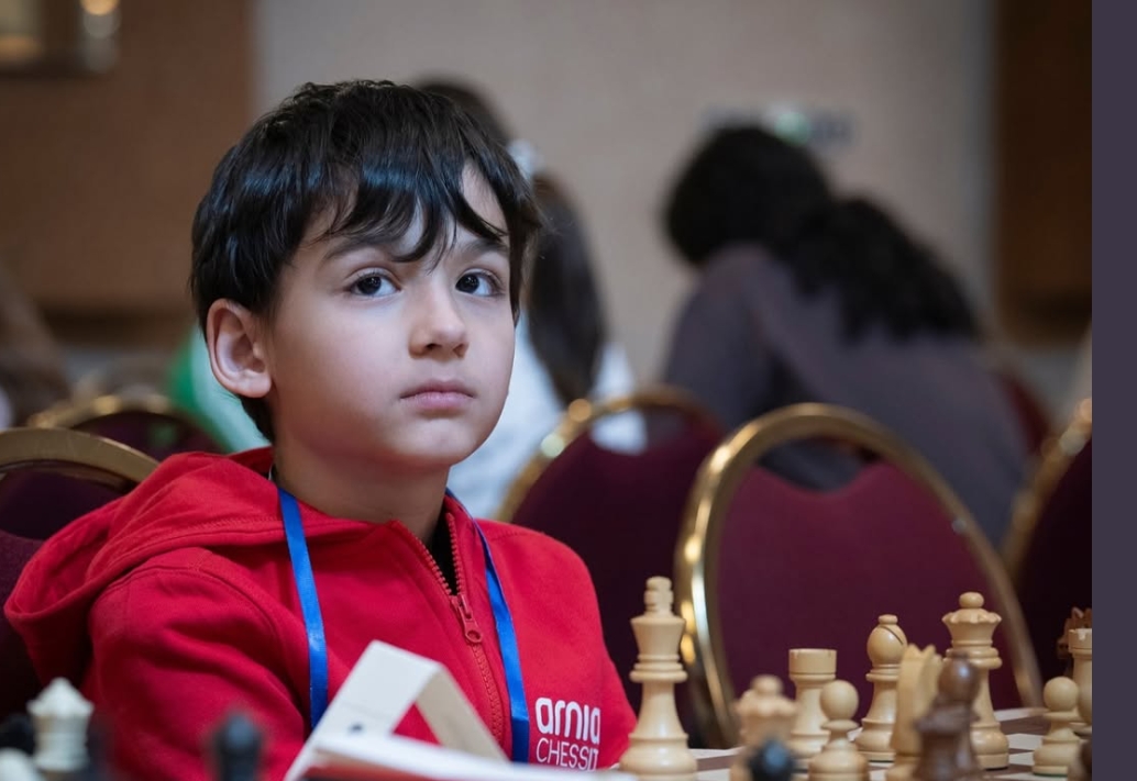 Matei-Andrei Bădescu, locul doi la Campionatul Mondial de Şah Rapid şi ...