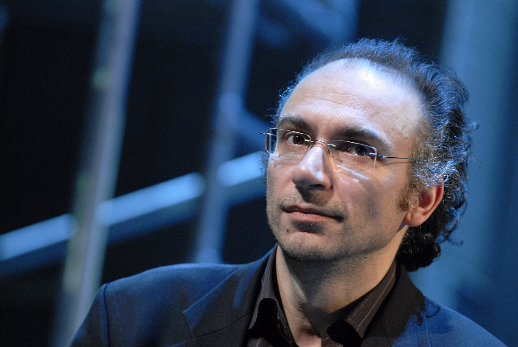 Dimitré Dinev, un scriitor bulgar, a fost distins cu Premiul Austriac ...